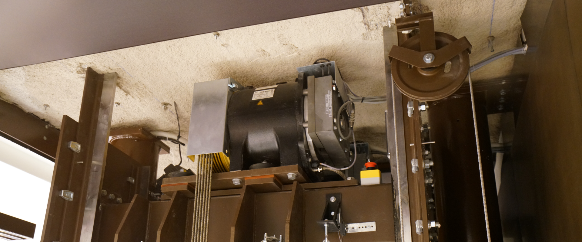 EMCH | MEHR ALS EIN LIFT